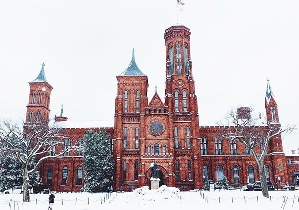 The Smithsonian Castle: Gateway to Museums | Washington.org