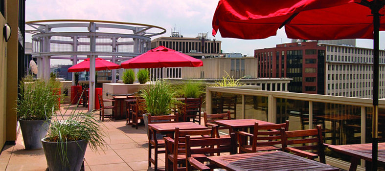 20+ Rooftop Bars & Restaurants to Experience in Washington, DC ...